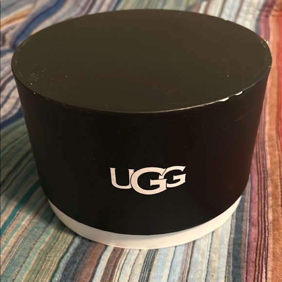 UGG | Accessories | Ugg Black And White Round Container | Poshmark